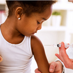 Impfprogramme retten 1,3 Millionen Kindern das Leben